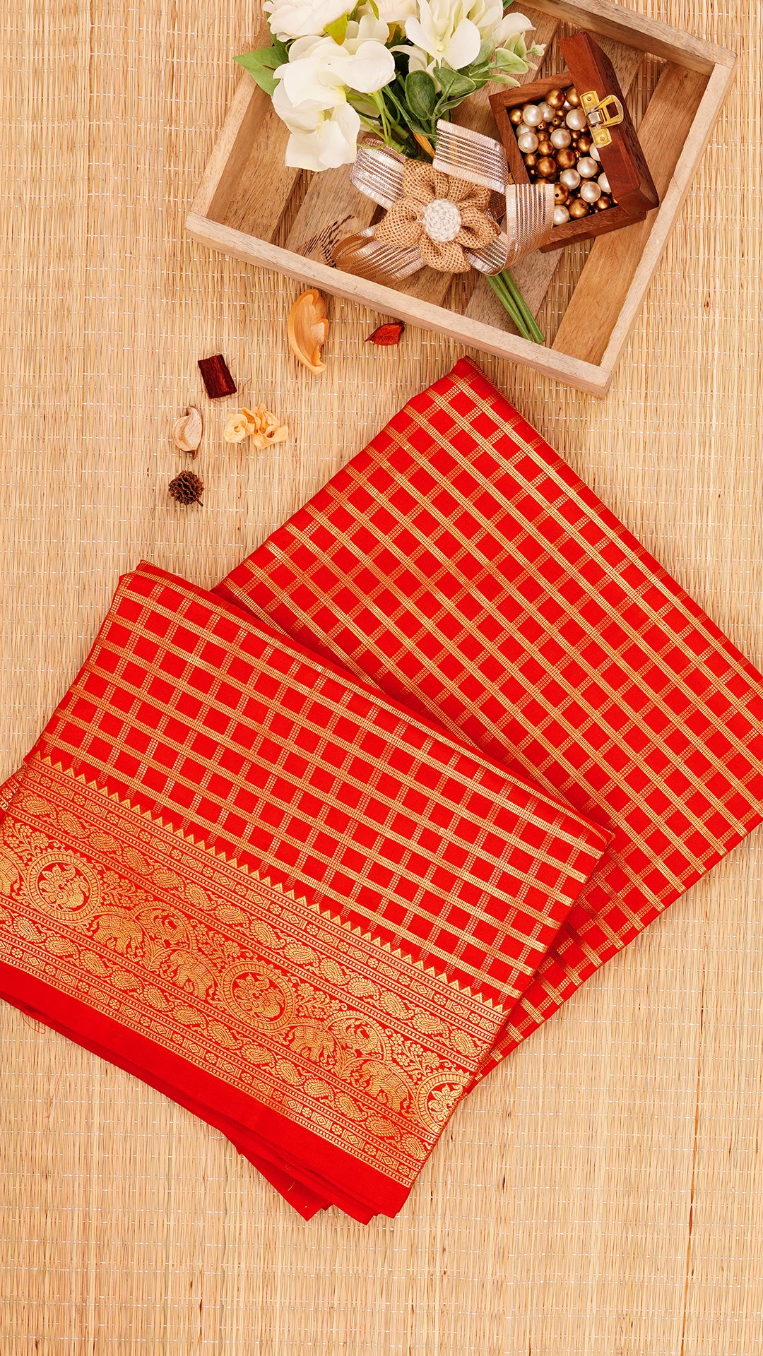 Red Venkatagiri Silk Saree with All Over Checks – Vaarahi silks